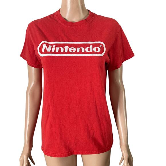 Nintendo | Shirts | Vintage Nintendo Tshirt Mens Small Red White ...